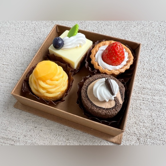 Other | Vintage Ganso Sample Tokyo Decorative Mini Cakes Set 4 Pcs With ...